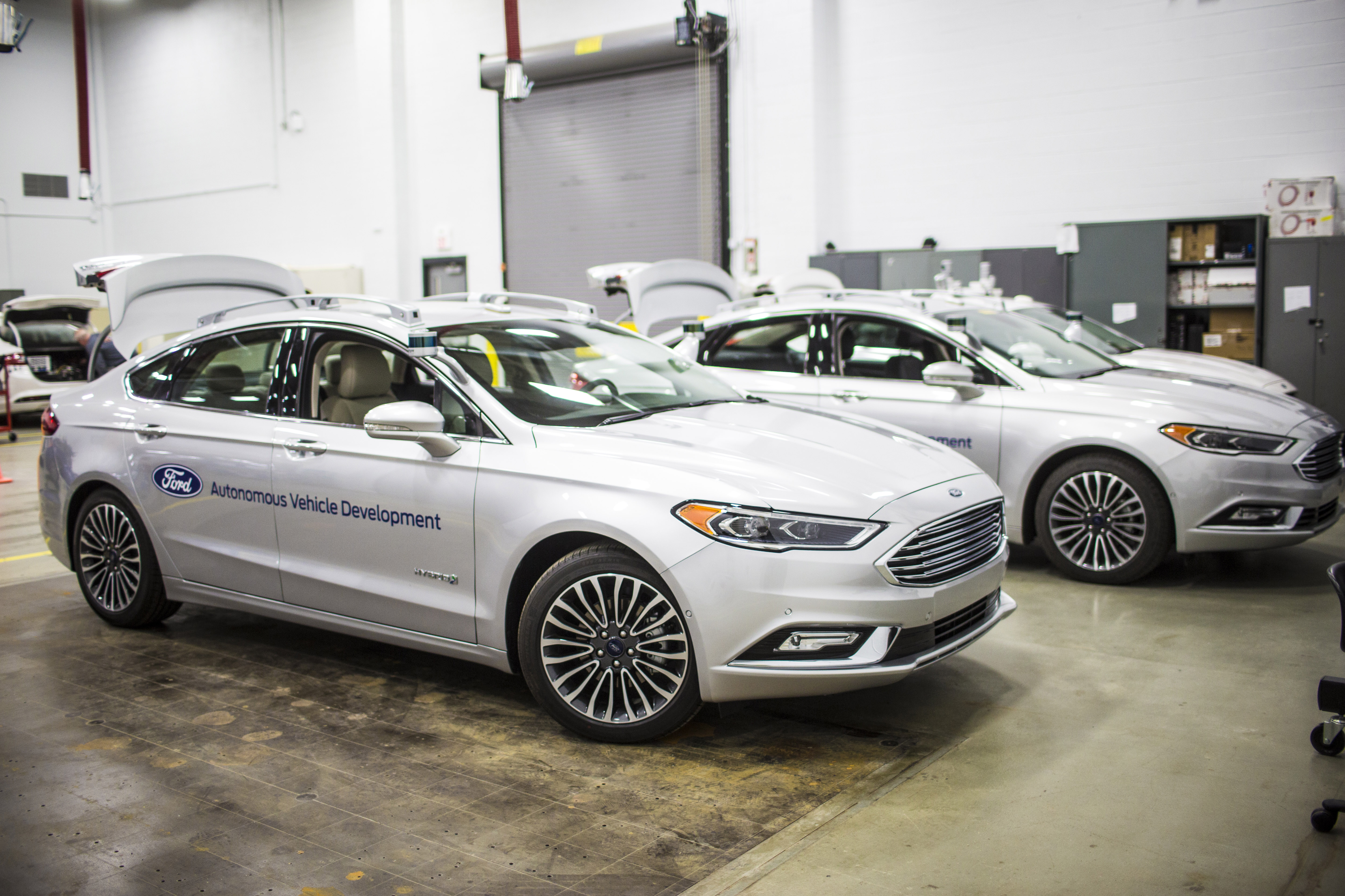 Next-Gen Ford Fusion Hybrid Autonomous Development Vehicle Hits the Streets